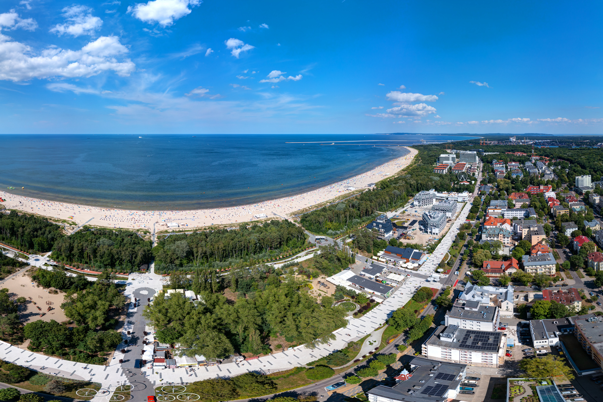 Świnoujska promenada z lotu ptaka - Świnoujście - Wyspy możliwości